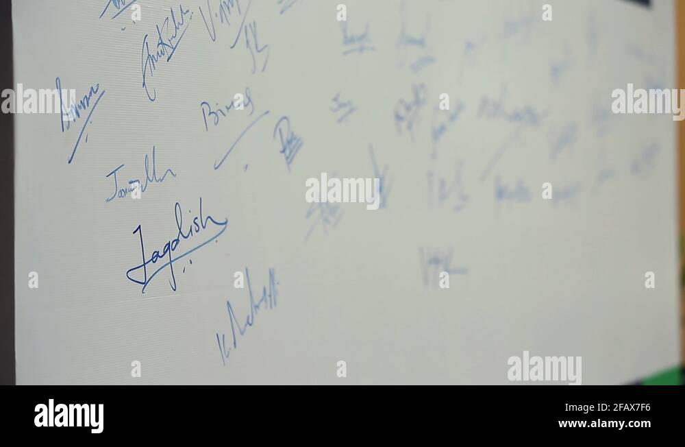 Ink signatures Stock Videos & Footage - HD and 4K Video Clips - Alamy