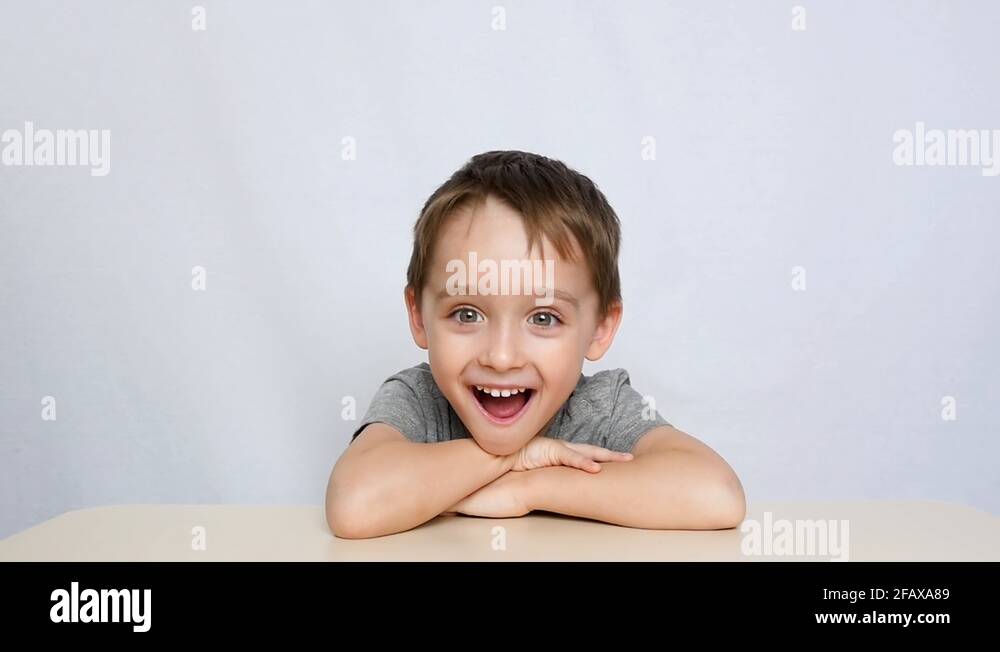 Mimicry people Stock Videos & Footage - HD and 4K Video Clips - Alamy