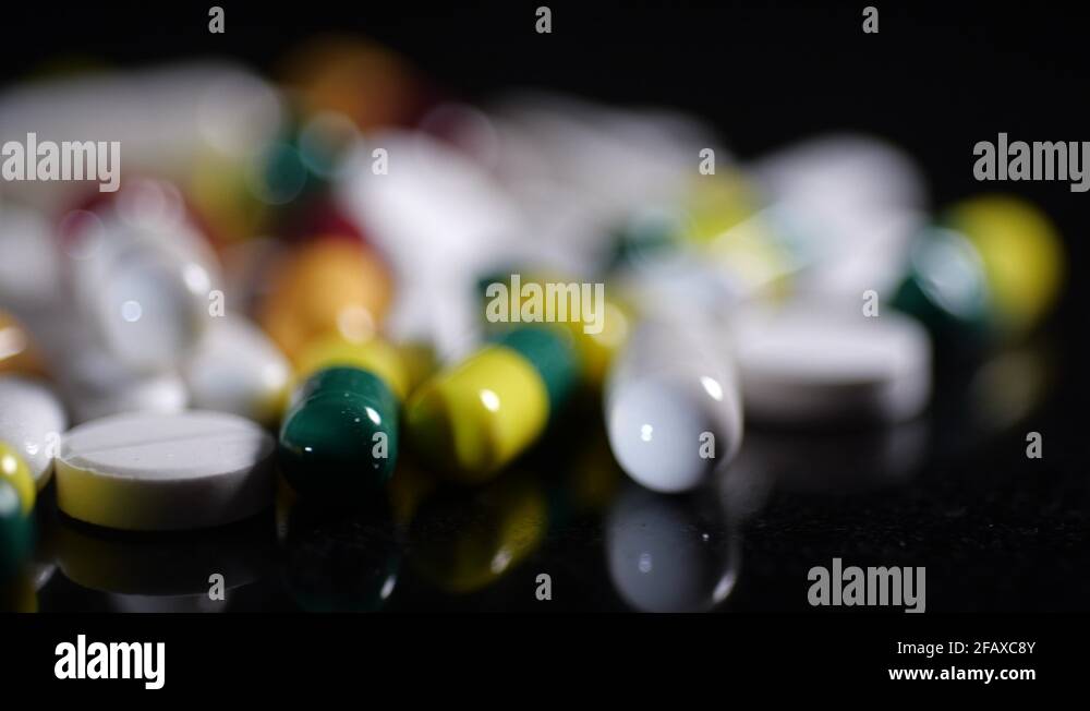 Medication slide Stock Videos & Footage - HD and 4K Video Clips - Alamy