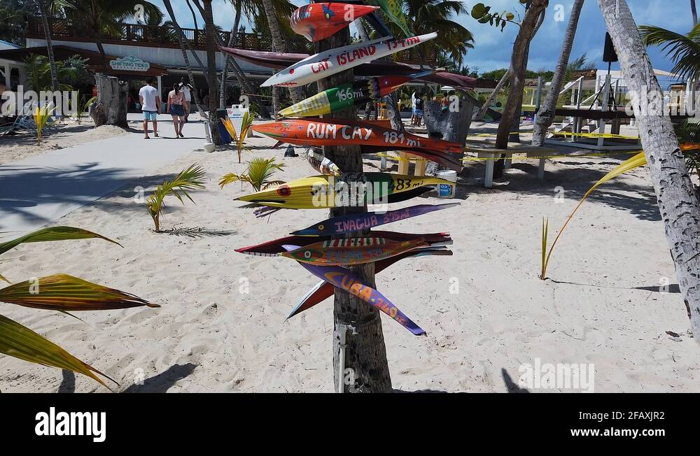 Bahamas to beach sign Stock Videos & Footage - HD and 4K Video Clips ...