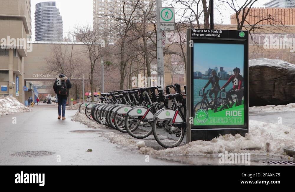 Bicycle docking Stock Videos & Footage - HD and 4K Video Clips - Alamy