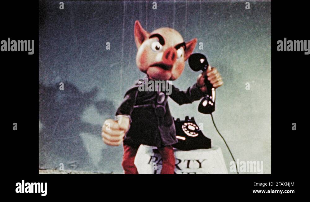 Pig telephone Stock Videos & Footage - HD and 4K Video Clips - Alamy