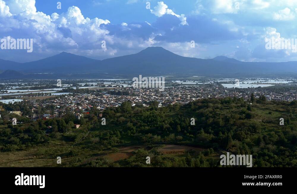 Forest mexico aerial Stock Videos & Footage - HD and 4K Video Clips - Alamy