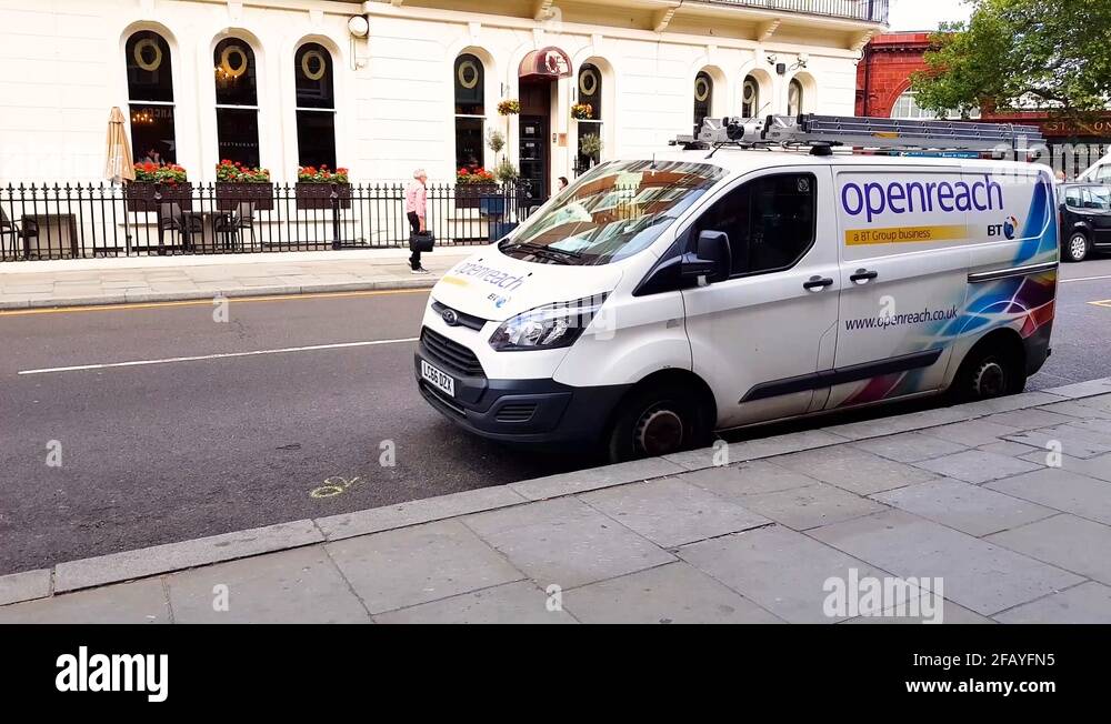 Openreach van repair telecom Stock Videos & Footage - HD and 4K Video ...