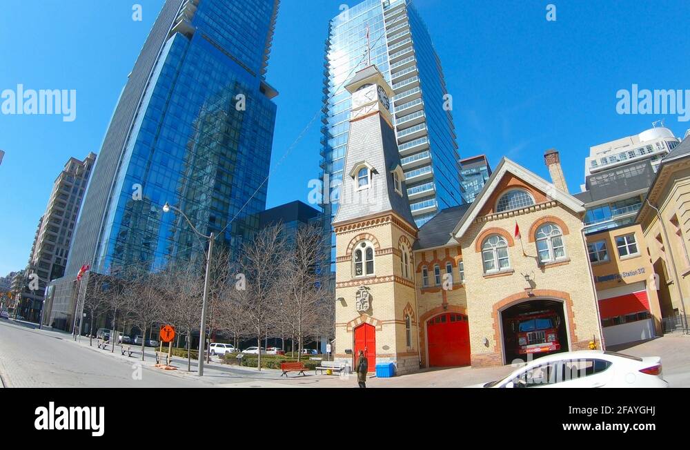 Landmark toronto Stock Videos & Footage - HD and 4K Video Clips - Alamy
