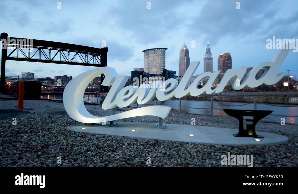 Clevelandsign Stock Videos & Footage - HD and 4K Video Clips - Alamy
