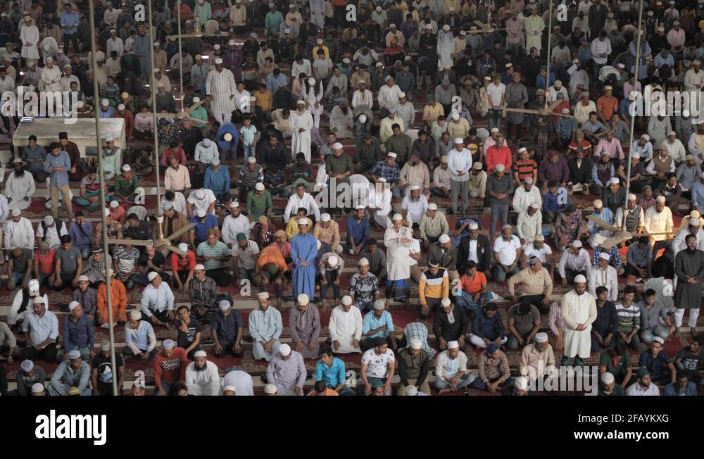 Standing and praying Stock Videos & Footage - HD and 4K Video Clips - Alamy