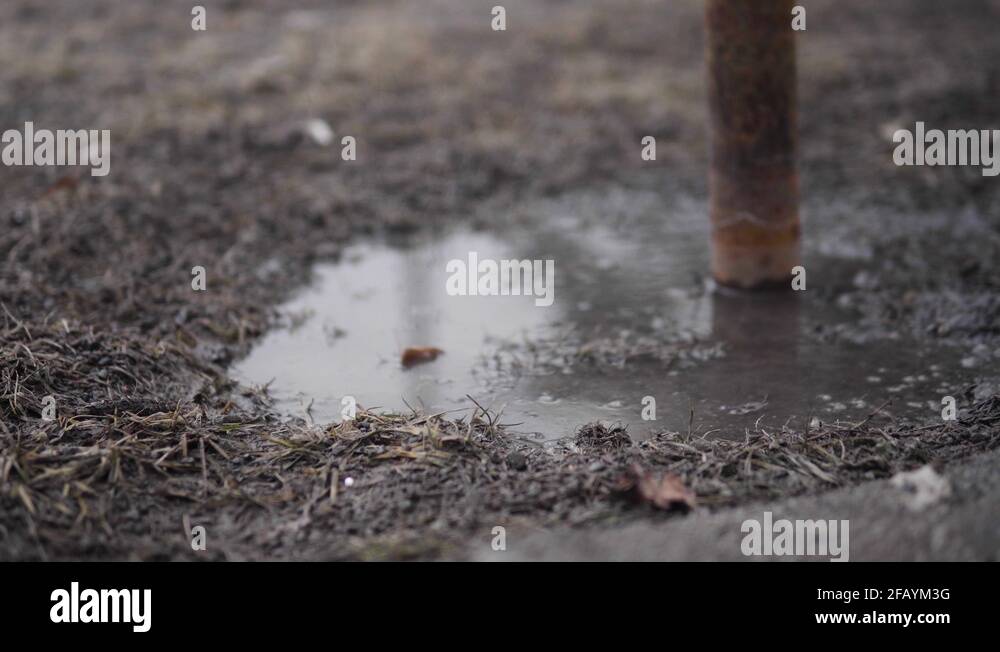 Rusty pole Stock Videos & Footage - HD and 4K Video Clips - Alamy