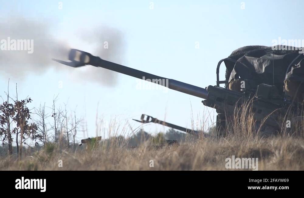 M777 howitzer cannon Stock Videos & Footage - HD and 4K Video Clips - Alamy