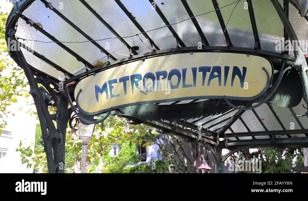 Temple station sign Stock Videos & Footage - HD and 4K Video Clips - Alamy