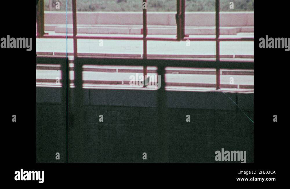 Tower bridge 1960s Stock Videos & Footage - HD and 4K Video Clips - Alamy