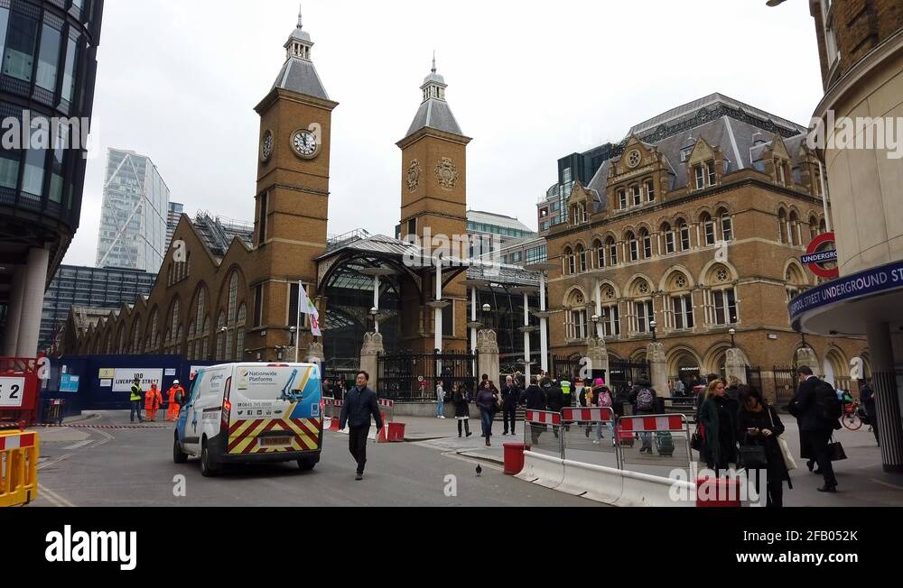 Uk railway stations Stock Videos & Footage - HD and 4K Video Clips - Alamy