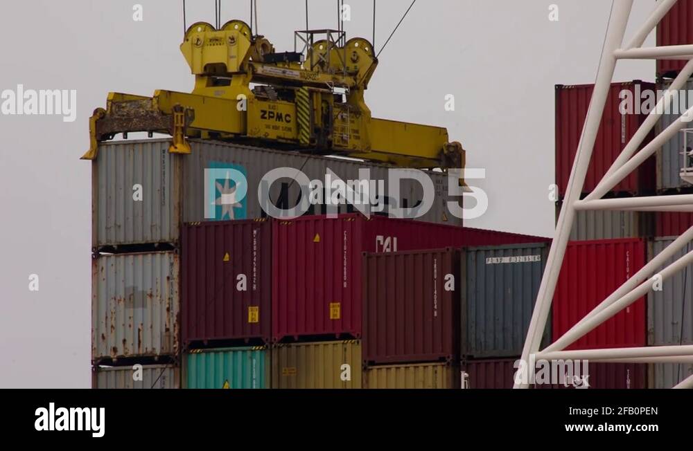 Shipping Container Lift 6 Stock Video Footage - Alamy
