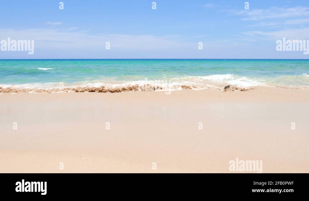 Simple sky view Stock Videos & Footage - HD and 4K Video Clips - Alamy