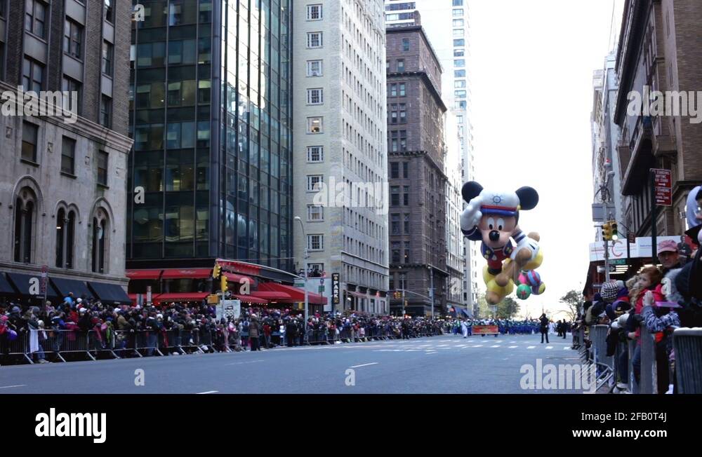 Disney mickey mouse parade Stock Videos & Footage - HD and 4K Video ...