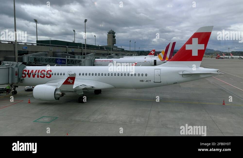 Airline boarding gate Stock Videos & Footage - HD and 4K Video Clips ...