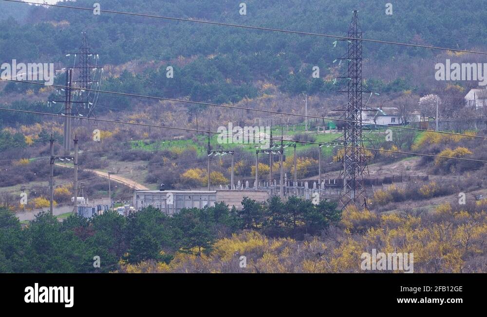 Grounding wires Stock Videos & Footage - HD and 4K Video Clips - Alamy