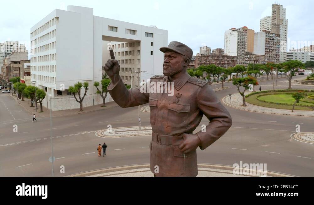 Samora machel statue Stock Videos & Footage - HD and 4K Video Clips - Alamy