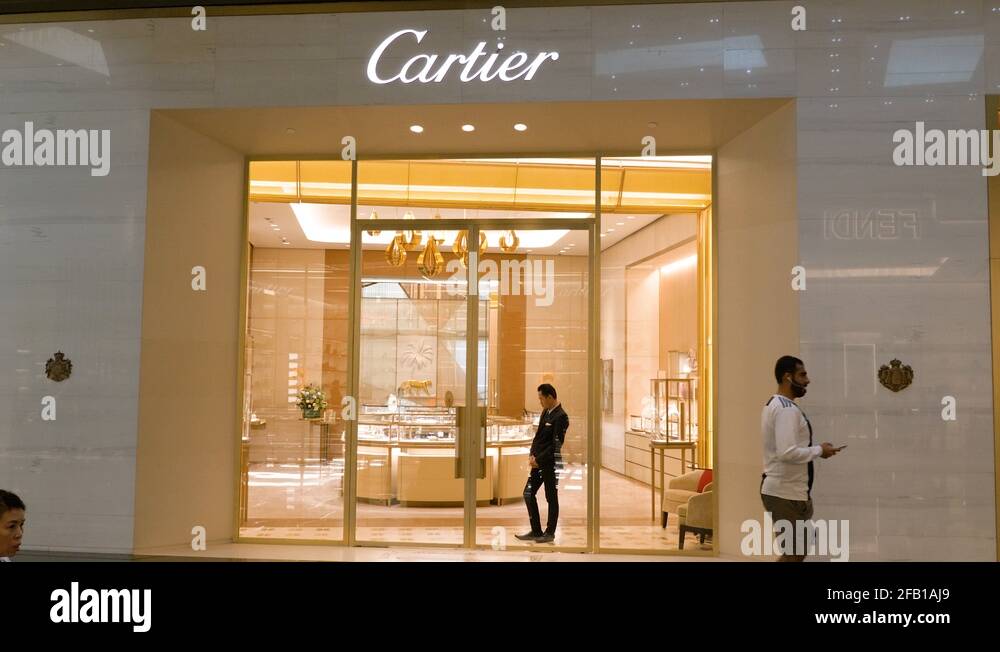 Cartier milan Stock Videos & Footage - HD and 4K Video Clips - Alamy