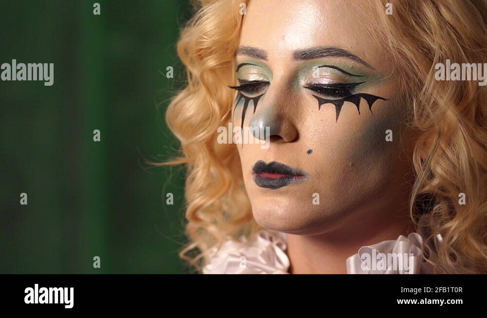 Creepy Girl Face Stock Videos And Footage Hd And 4k Video Clips Alamy