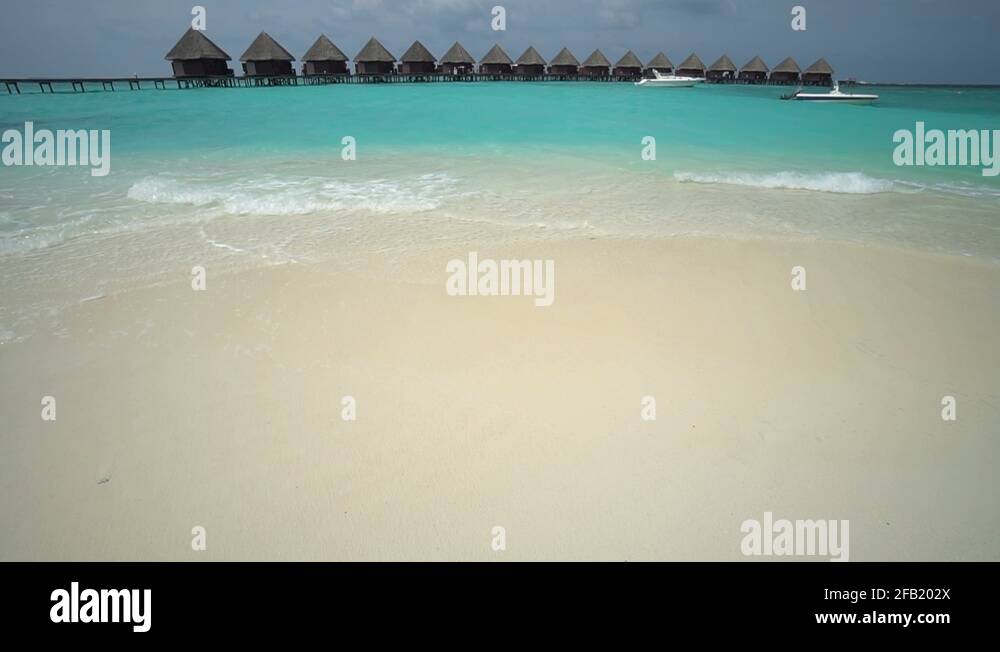 Light maldives beach Stock Videos & Footage - HD and 4K Video Clips - Alamy