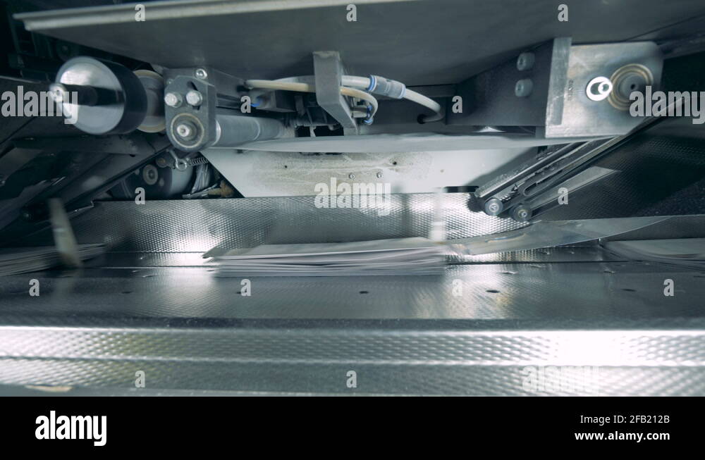 Folded paper Stock Videos & Footage - HD and 4K Video Clips - Alamy