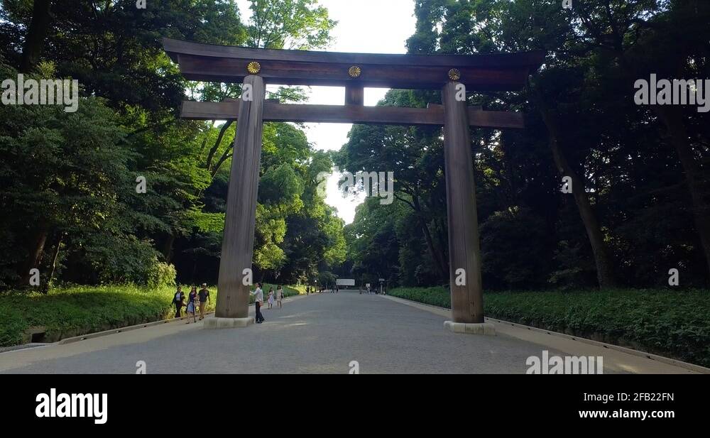 Shinto shrine entrance torii Stock Videos & Footage - HD and 4K Video ...