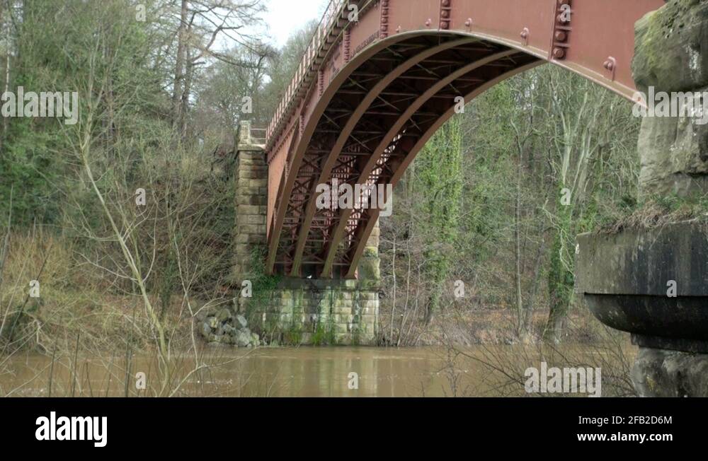 Victoria bridge Stock Videos & Footage - HD and 4K Video Clips - Alamy
