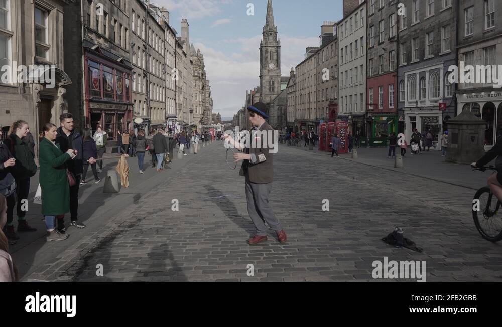 Street magician Stock Videos & Footage - HD and 4K Video Clips - Alamy