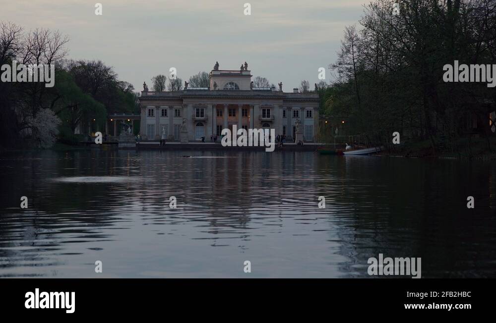Floating palace Stock Videos & Footage - HD and 4K Video Clips - Alamy