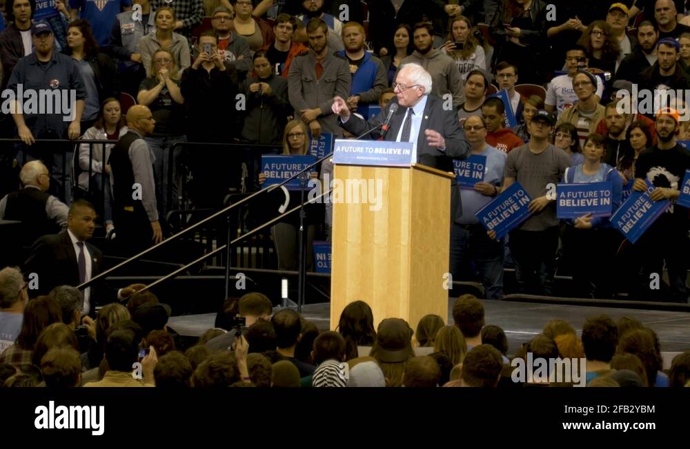 Sanders rally Stock Videos & Footage - HD and 4K Video Clips - Alamy