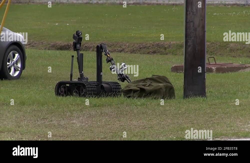 Bomb disposal corps Stock Videos & Footage - HD and 4K Video Clips - Alamy