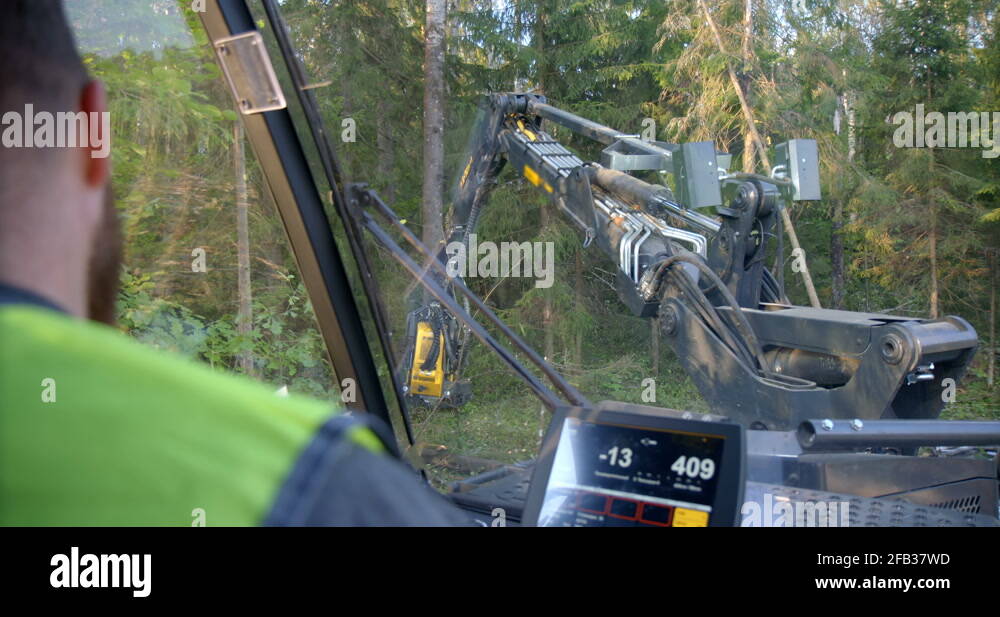 Complex cockpit Stock Videos & Footage - HD and 4K Video Clips - Alamy