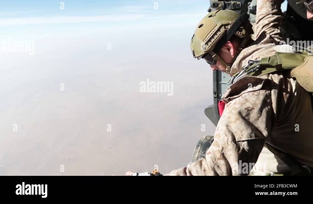 Helicopter jump Stock Videos & Footage - HD and 4K Video Clips - Alamy