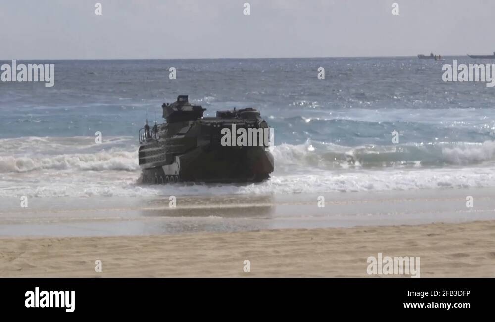Pyramid vehicle Stock Videos & Footage - HD and 4K Video Clips - Alamy