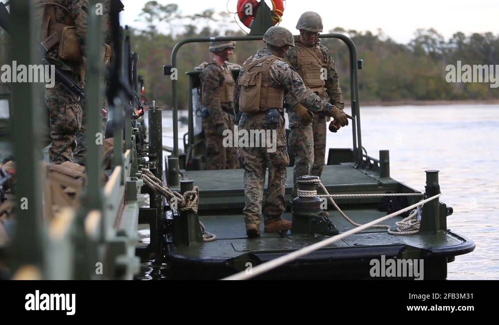 Boat camp exercise Stock Videos & Footage - HD and 4K Video Clips - Alamy