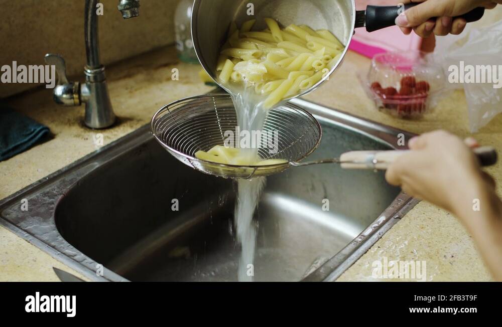 Table drain Stock Videos & Footage - HD and 4K Video Clips - Alamy