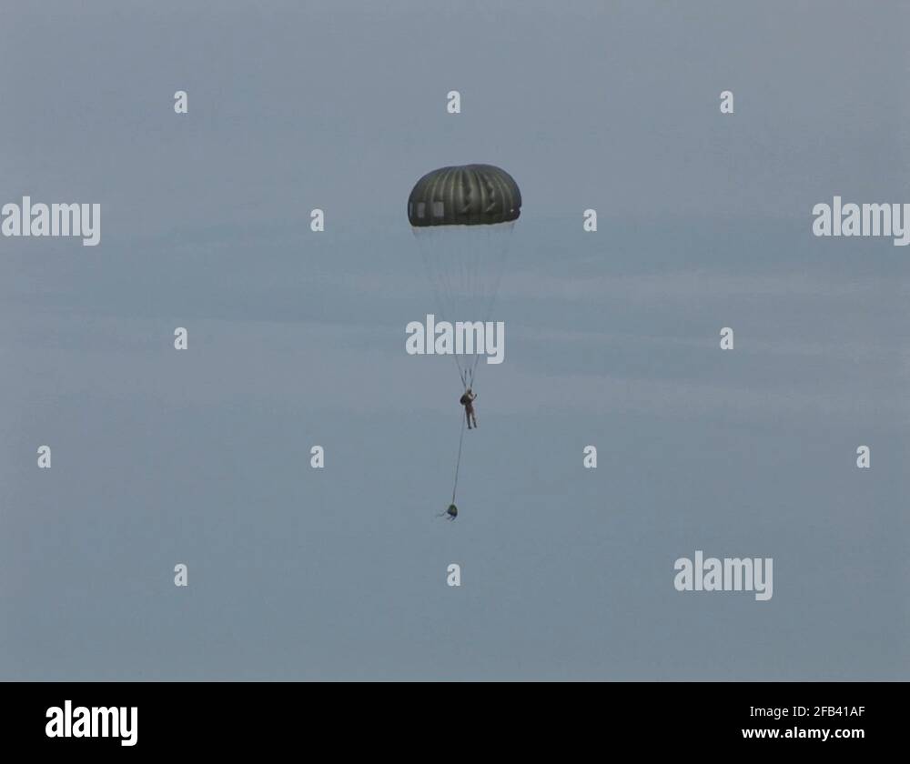 Parachute regiment soldiers Stock Videos & Footage - HD and 4K Video ...