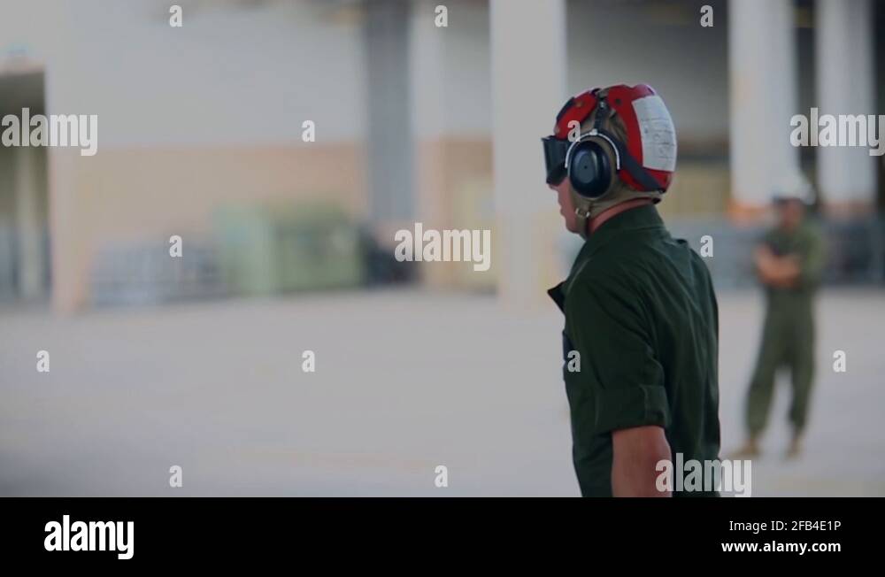 Ground crew signals Stock Videos & Footage - HD and 4K Video Clips - Alamy