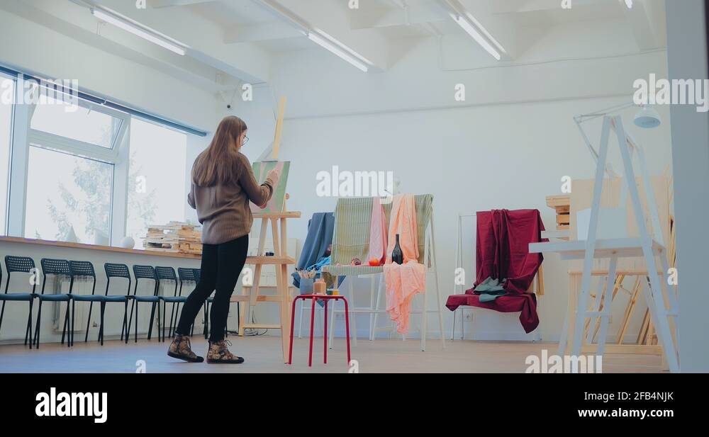 Still life class Stock Videos & Footage - HD and 4K Video Clips - Alamy