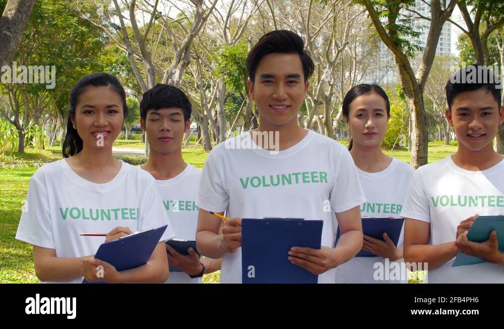 Volunteering outdoors Stock Videos & Footage - HD and 4K Video Clips - Alamy