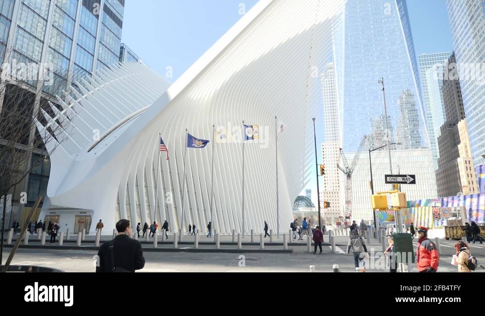 The mall flags Stock Videos & Footage - HD and 4K Video Clips - Alamy