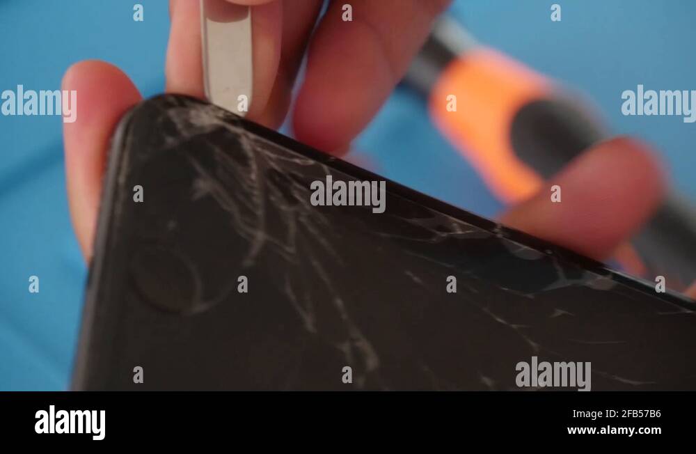 Iphone repair Stock Videos & Footage - HD and 4K Video Clips - Alamy