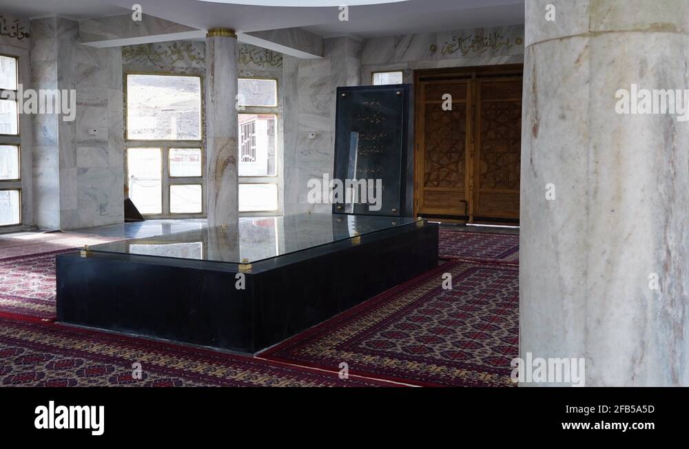 Red marble pillars Stock Videos & Footage - HD and 4K Video Clips - Alamy