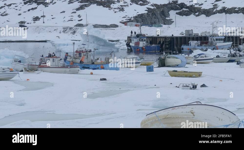 Inuit town Stock Videos & Footage - HD and 4K Video Clips - Alamy