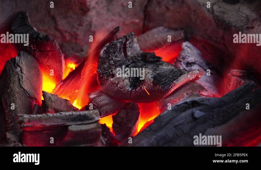 Coal stove cooking Stock Videos & Footage - HD and 4K Video Clips - Alamy