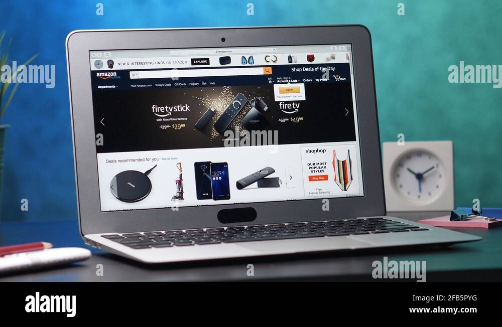 Amazon web page Stock Videos & Footage - HD and 4K Video Clips - Alamy