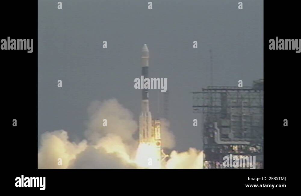 Voyager 1 earth Stock Videos & Footage - HD and 4K Video Clips - Alamy