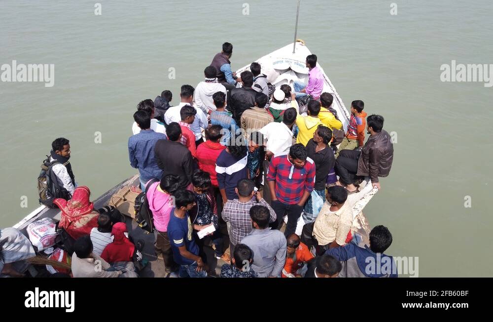 Launch leisure boat Stock Videos & Footage - HD and 4K Video Clips - Alamy