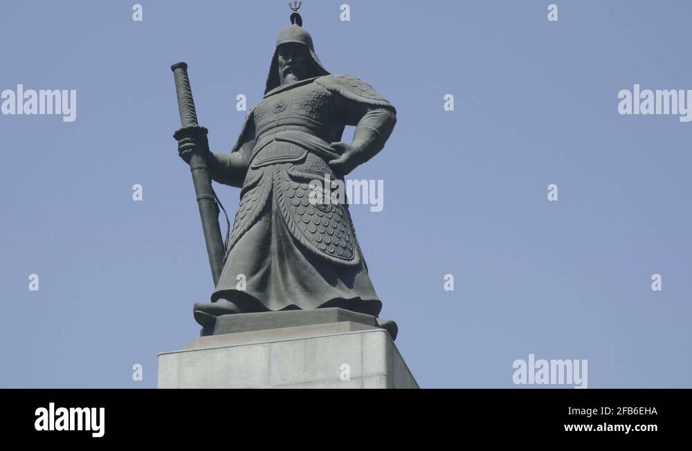Admiral yi sun shin statue Stock Videos & Footage - HD and 4K Video ...
